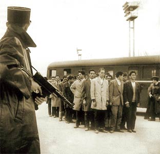 Quand François Mitterrand faisait guillotiner 45 membres du FLN ...
