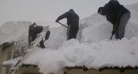 Bad weather: Citizens Stranded, injured and terrified after 48 hours of ...