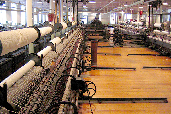 Paris and Dubai’s fashion professionals to design clothes for Algerians ...