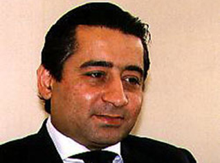 Disputed Egyptian steel magnet Ahmed Eiz tried to squat half of the ...