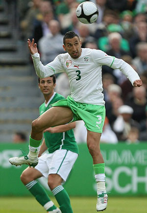 Portsmouth defender Nadir Belhadj set to snub West Ham for lucrative ...