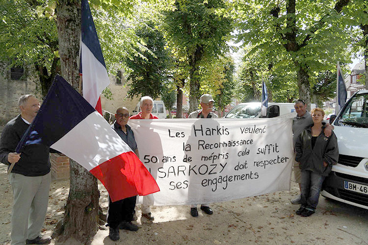 France: plus de 55 000 Algériens ont demandé la carte de harki – الشروق ...