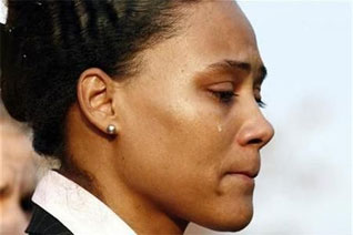 Disgraced sprinter Jones reports to prison – الشروق أونلاين