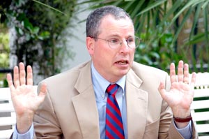 Le chef du gouvernement Algérien recommande à l’Ambassadeur Américain à ...