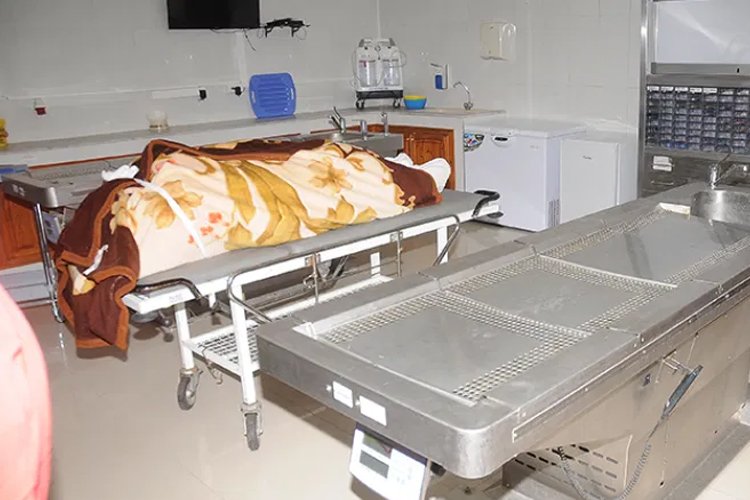 Dead Bodies Of Aya, Her Mother Are Awaiting Deportation From Spain ...