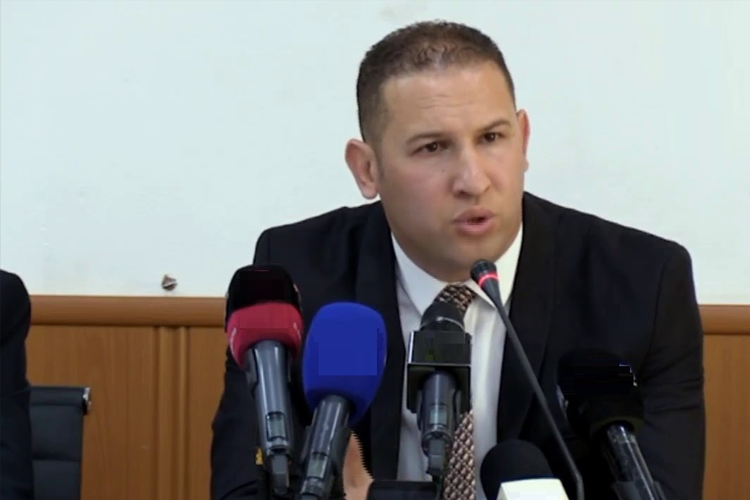 "نعوّل على أبطالنا لتحقيق نتائج إيجابية.. واختيار المدربين ليس من ...