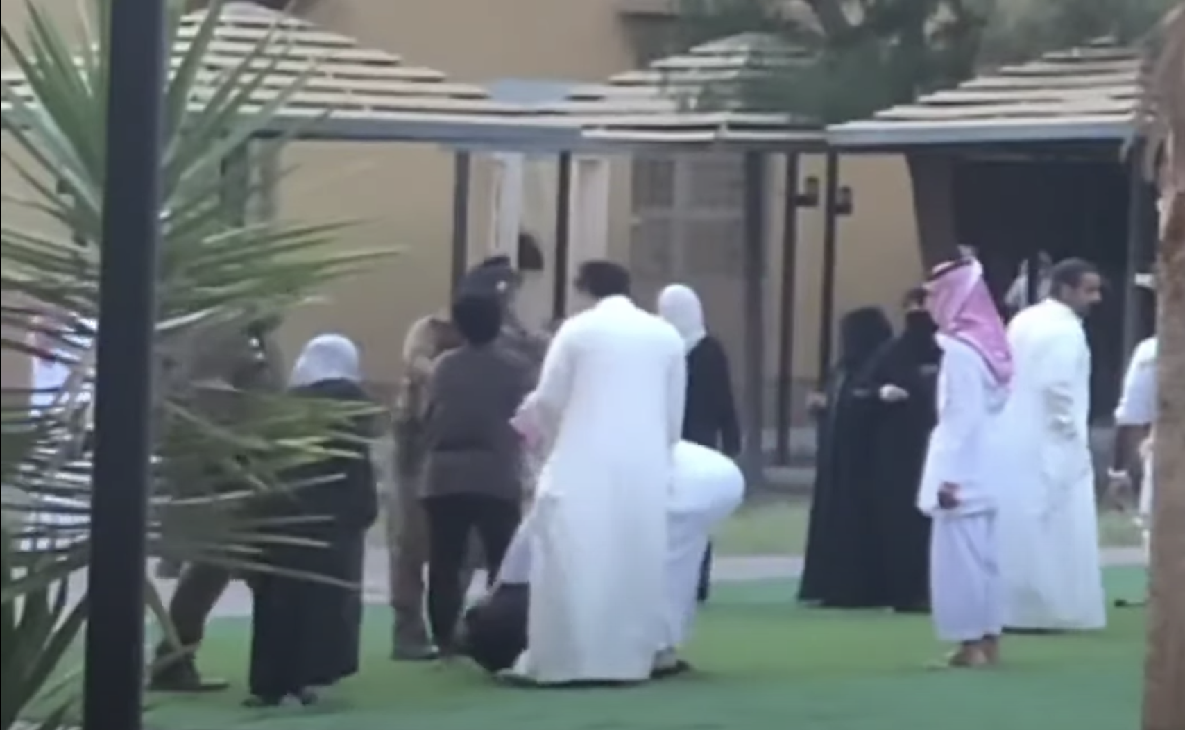 ضجة في السعودية بعد الاعتداء على فتيات داخل دار أيتام فيديو الشروق