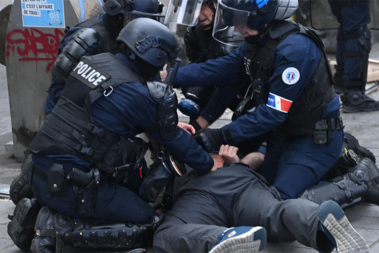 French Police In The Grip Of The Far-Right – الشروق أونلاين