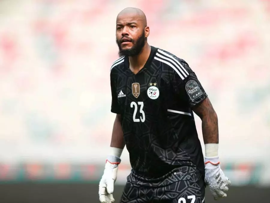 Raïs M'Bolhi signe pour deux ans au CR Belouizdad – الشروق أونلاين Raïs M'Bolhi signe pour deux ans au CR Belouizdad – الشروق أونلاين