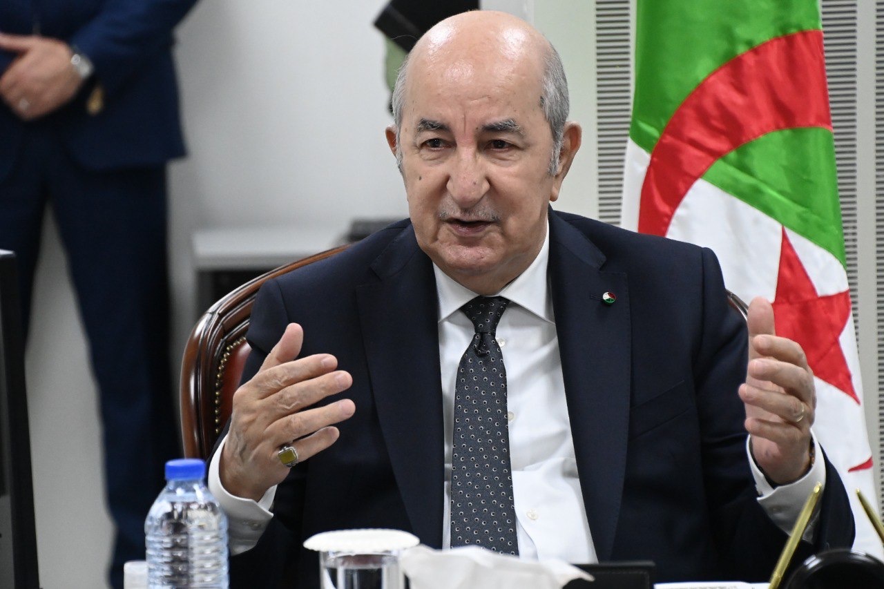 الرئيس تبون يهنئ المعلّمين الشروق أونلاين