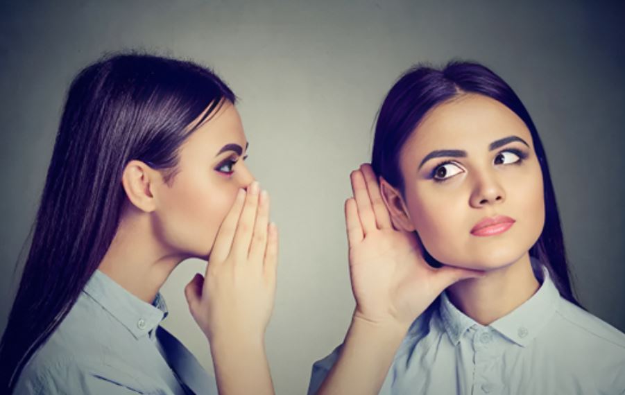 متى يتحول حديث النفس إلى صراع غريب للمشاعر؟ – الشروق أونلاين