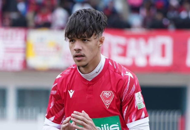 إدارة مولودية وهران توقف اللاعب بن قرينة – الشروق أونلاين