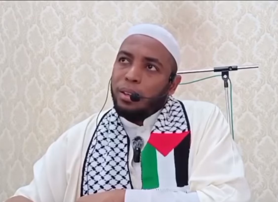 قضية التشهير بالشيخ بن زاوي.. مجلس الأئمة يطالب بتدخل وزارة الإتصال – الشروق أونلاين