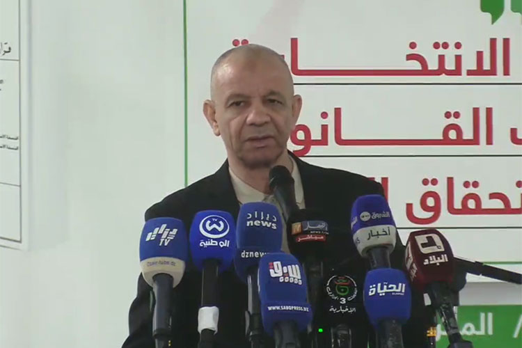 الشباب هم مستقبل البلاد ومحور الرئاسيات المقبلة – الشروق أونلاين